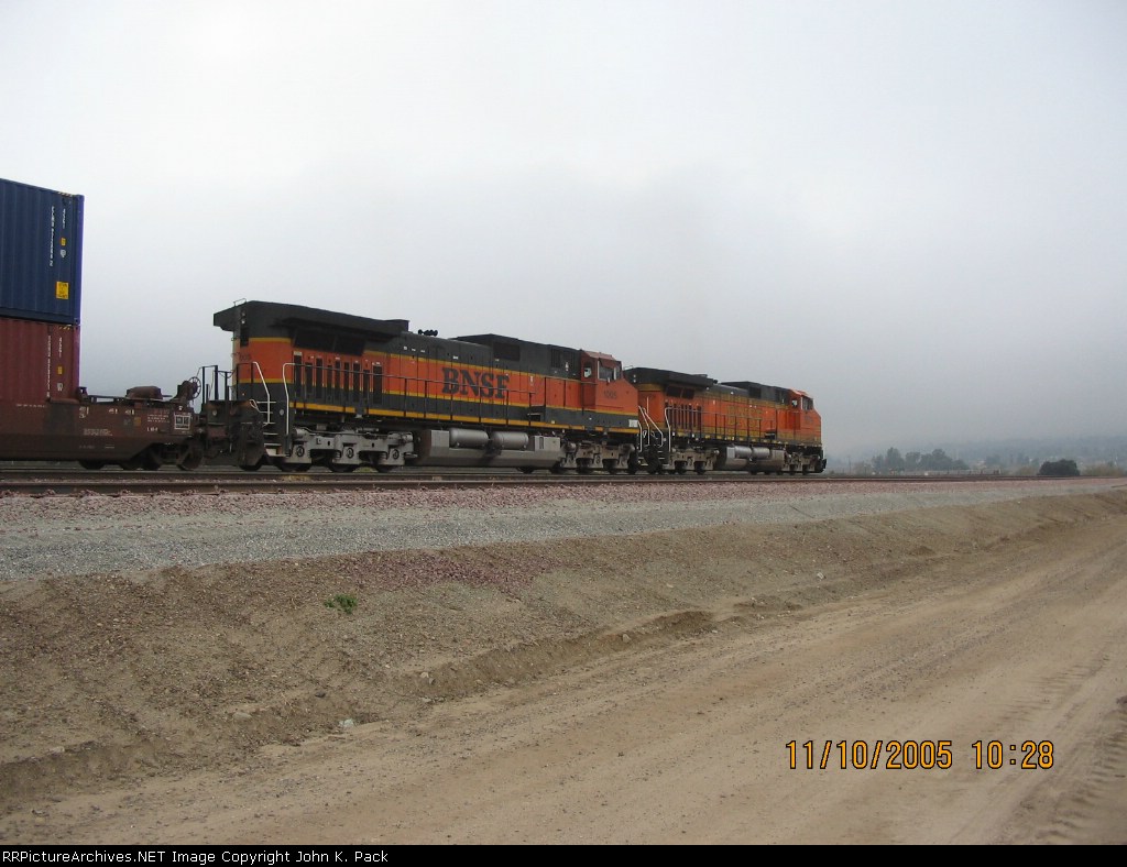 BNSF 1005